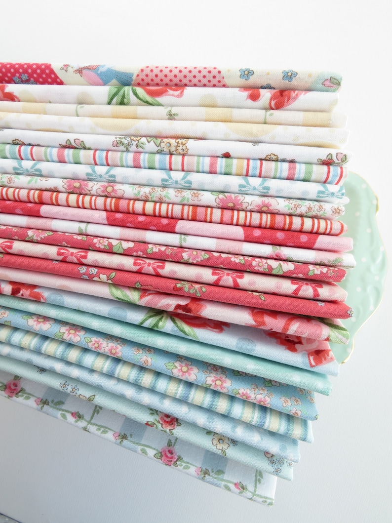 White Primroses From Dots & Posies Collection by Poppie Cotton | Etsy