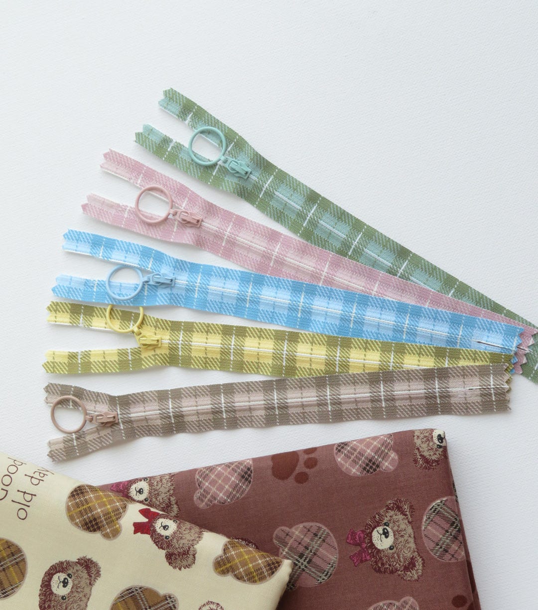 NEW Set of 5 YKK Checkered Print Cosed End Zippers With Big Round Pull ...