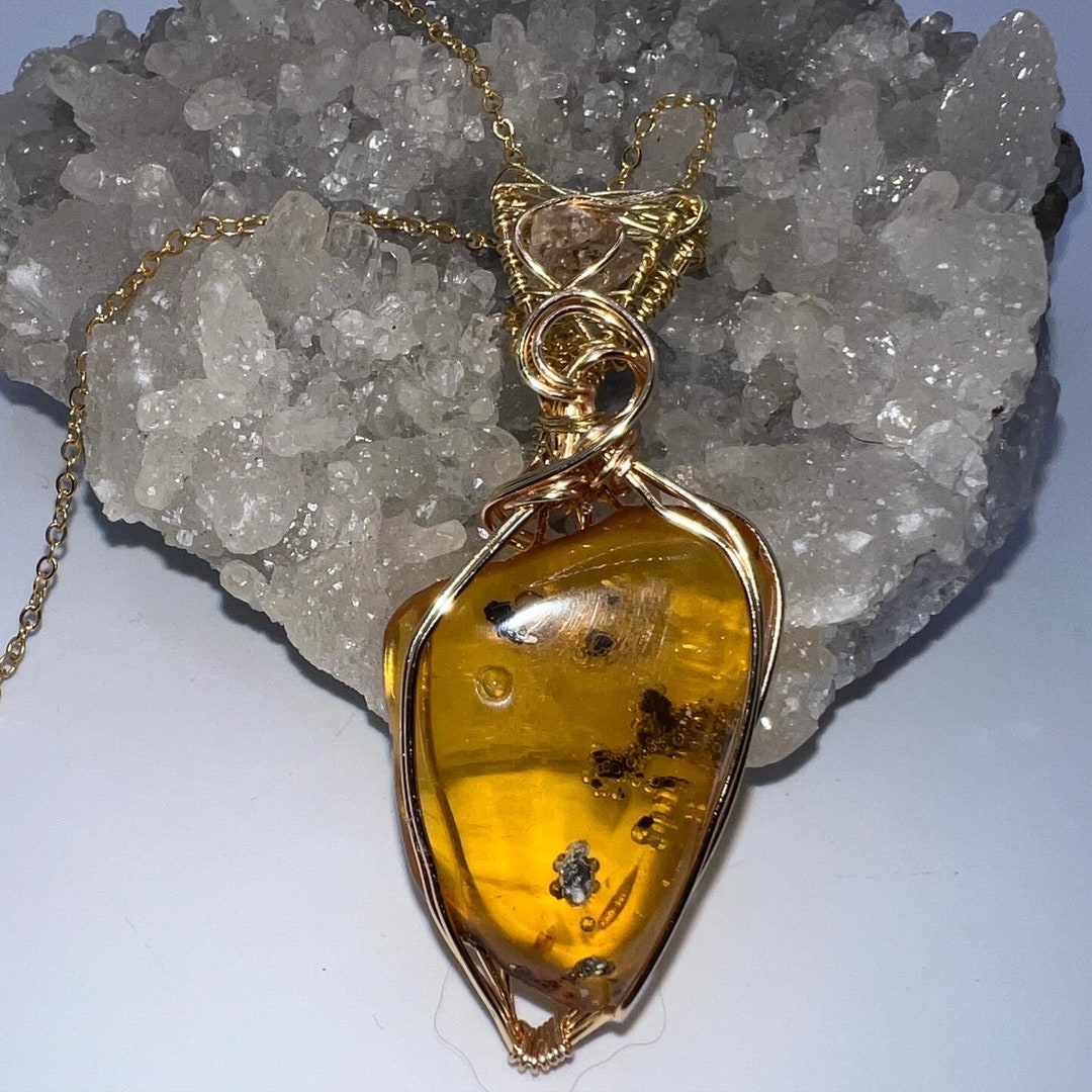 Extremely Rare Moving Enhydro Myanmar Amber Pendant - Etsy