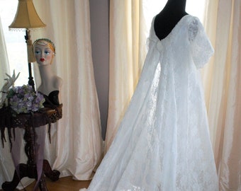 Watteau Train - Etsy