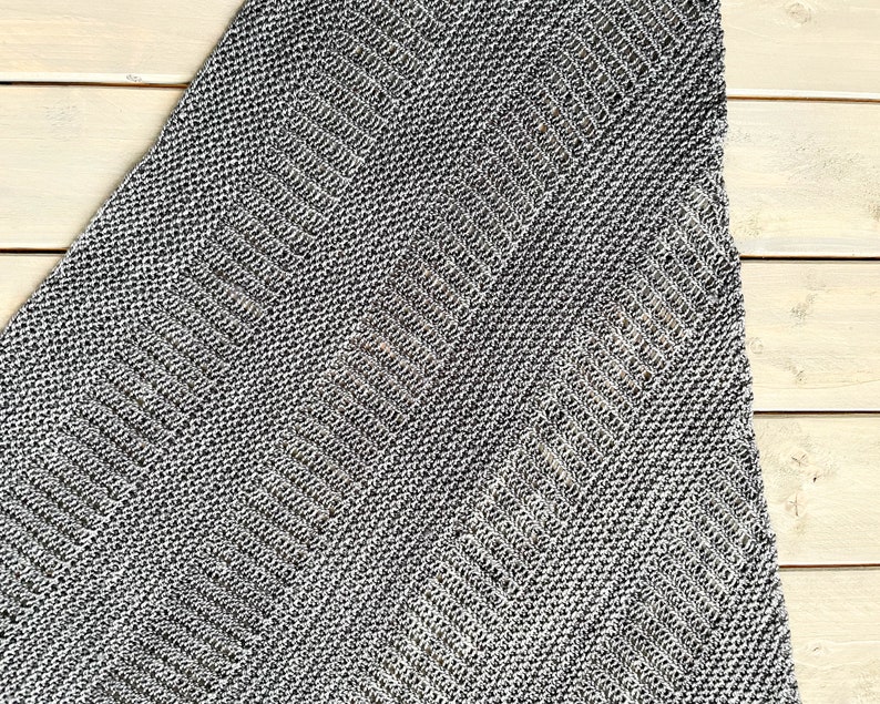 Sideways Triangle Knit Shawl Pattern: Centrifugal Point Design (PDF ...