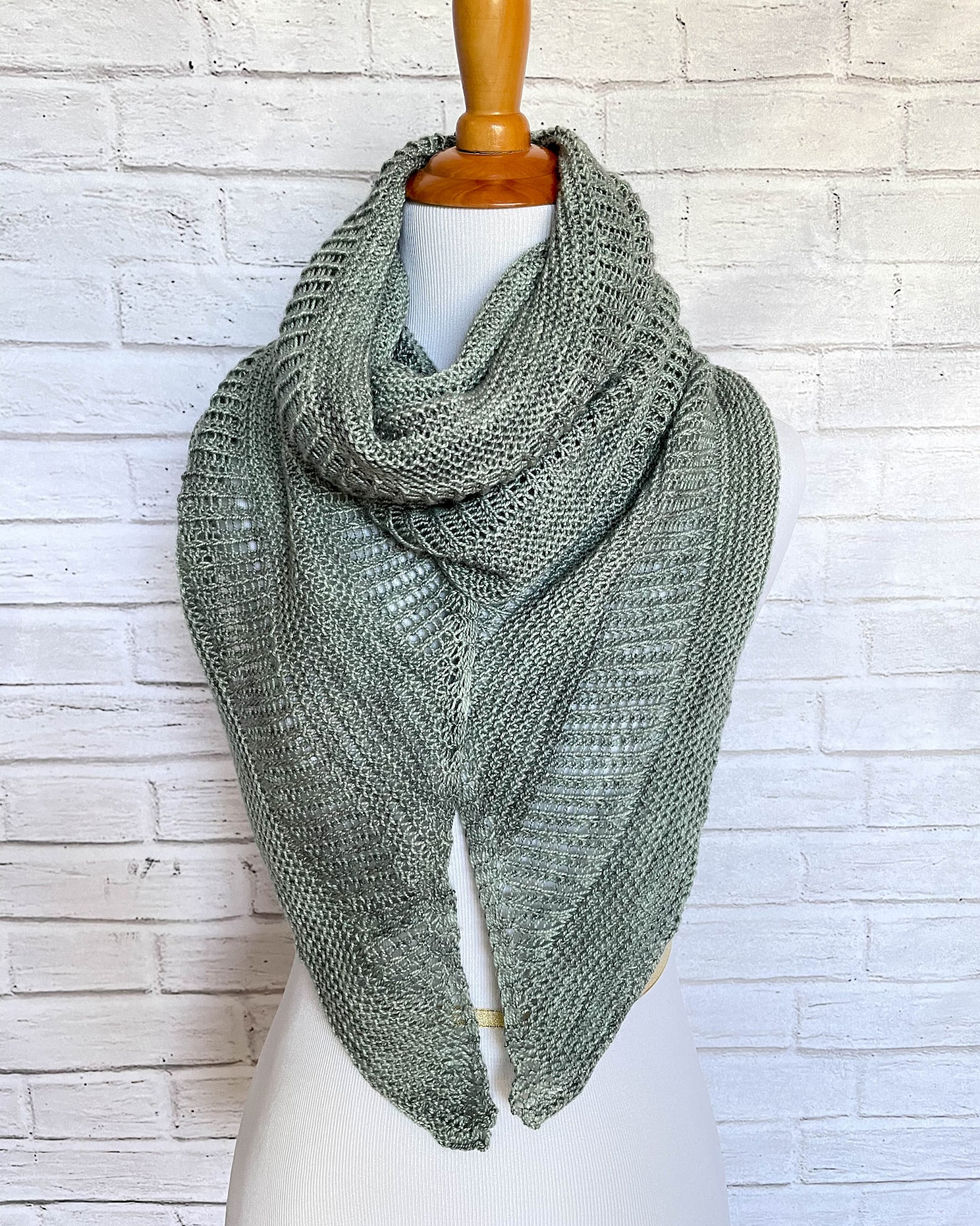 Crescent Knit Shawl Pattern: Beginner Friendly (PDF Pattern) - Etsy