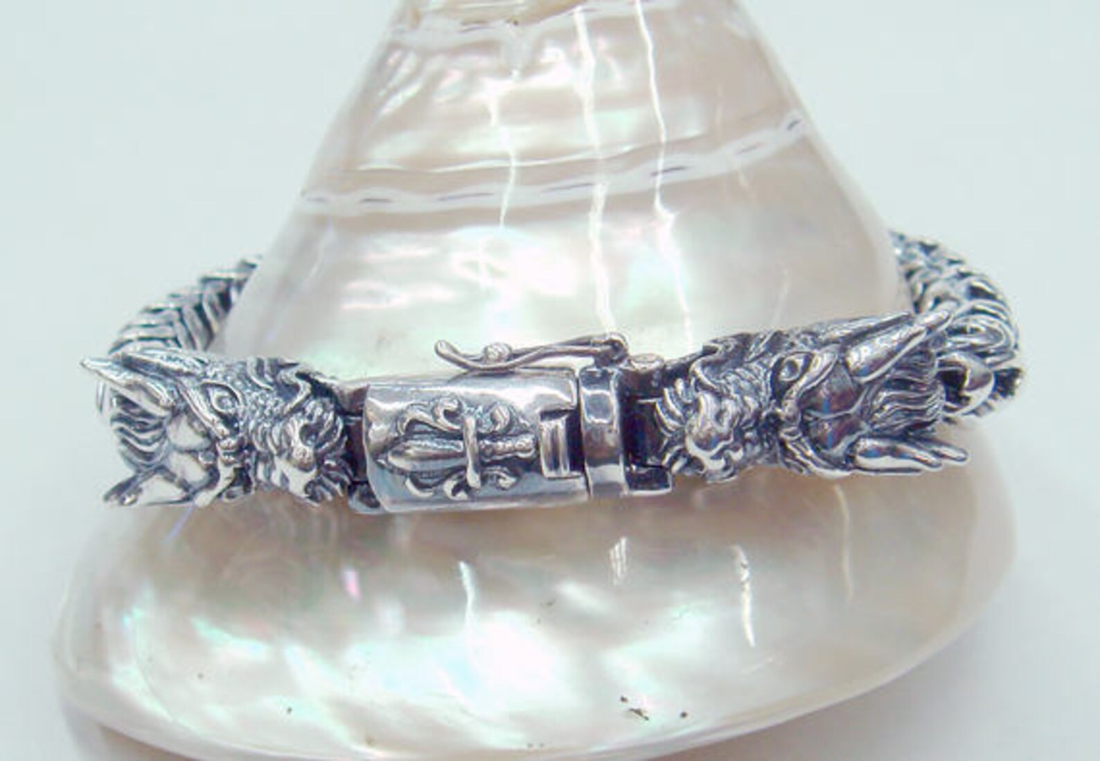 Dragon Scales Bracelet With Dragon Power Full Head | Etsy UK