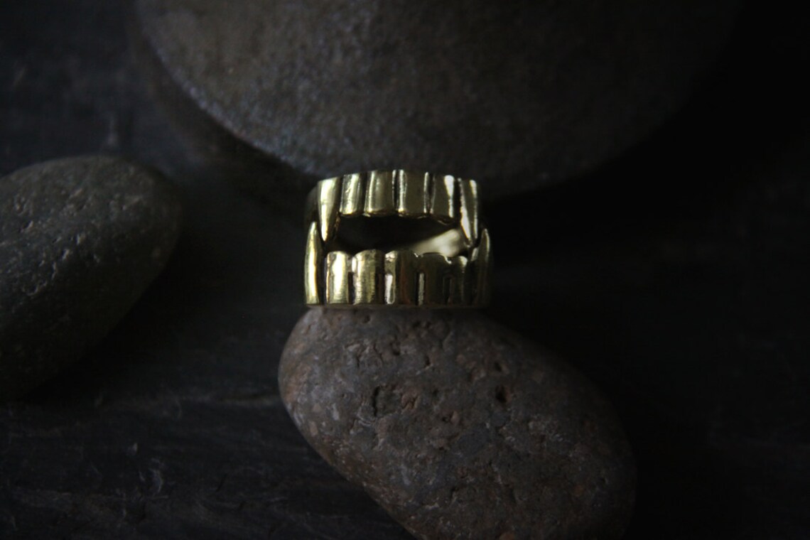 Vamprire Fang Ring by Defy / Unique Design and Handmade - Etsy