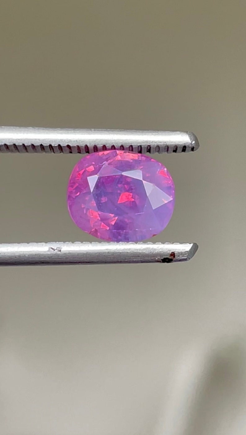 2.15ct Neon Orangish Pink Purple Color Mix Opalescent Sapphire - Etsy ...