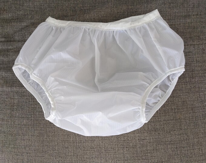 White Ripstop Pants (24- 47) - Etsy