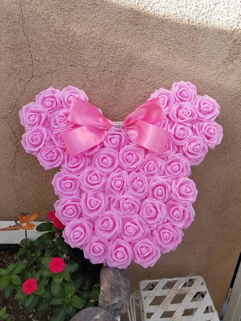 Minnie Mouse Stand Minnie Head With Roses Candy Table Stand - Etsy
