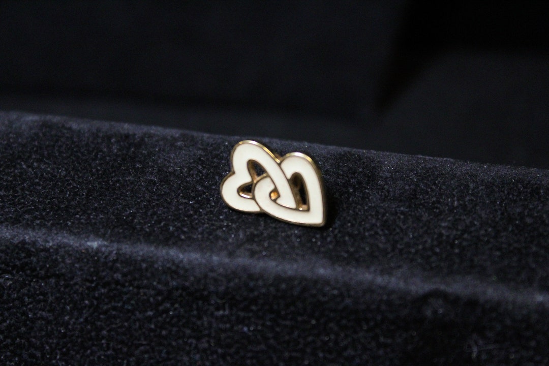 Two Hearts Interlocking Pin 4144 - Etsy