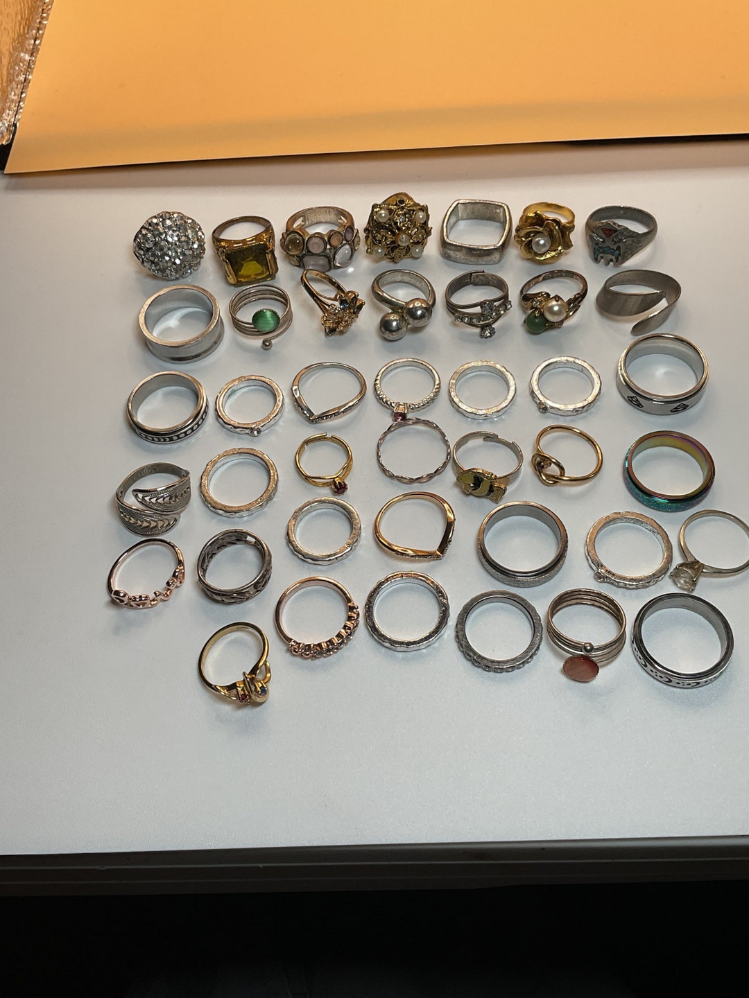 41 Assorted Vintage Costume Jewelry Rings 485 - Etsy