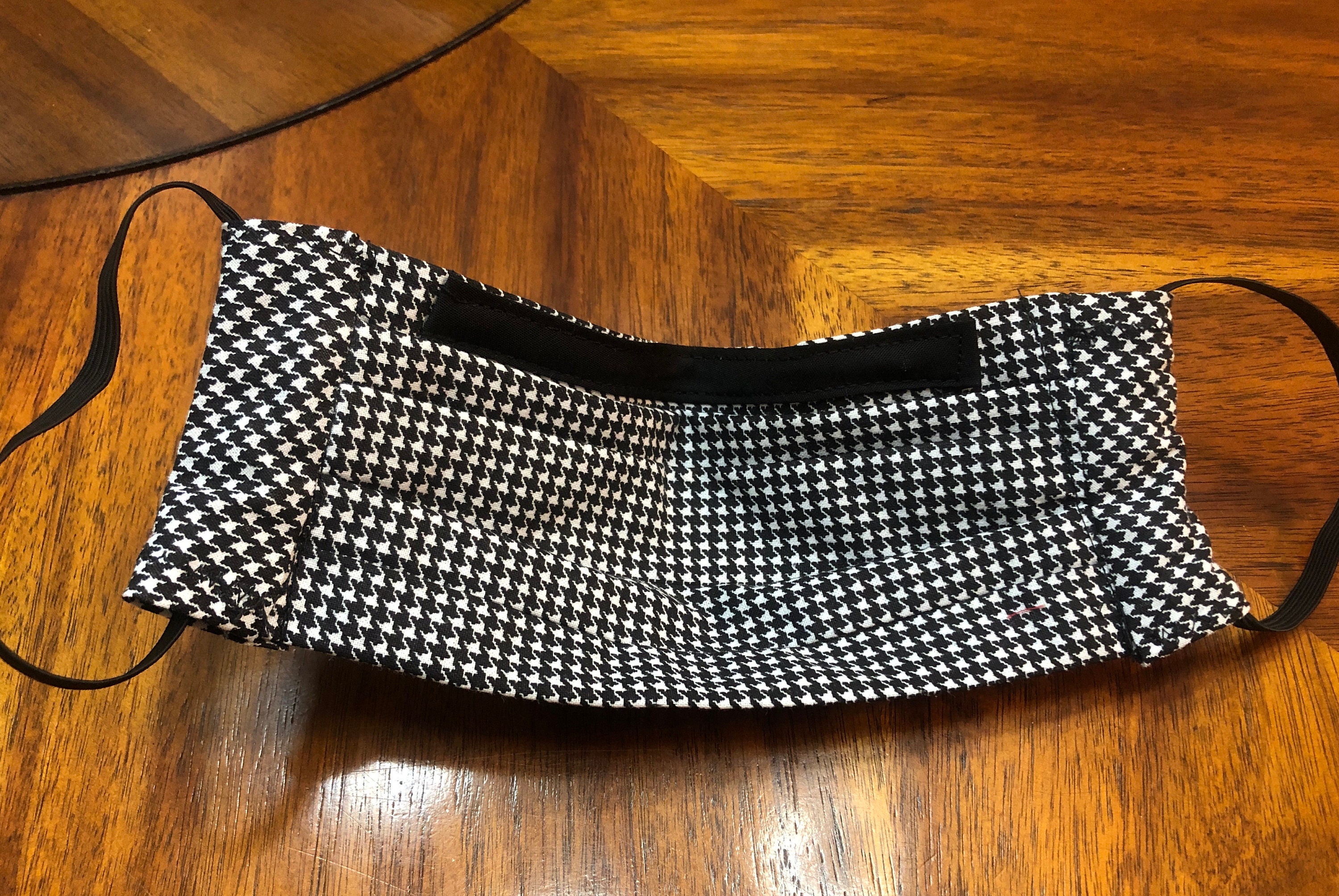 Face mask pleated cotton Reusable mask filter pocket black check print ...