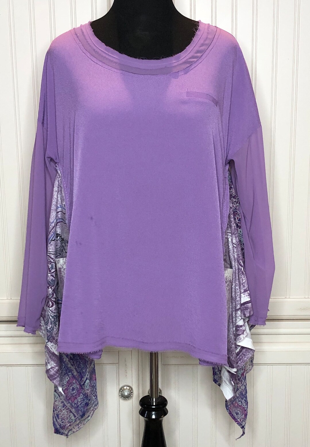 Women’s Purple Tunic Long Sheer Sleeves Abstract Print Hanky Hem Sides ...