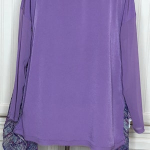 Women’s Purple Tunic Long Sheer Sleeves Abstract Print Hanky Hem Sides ...