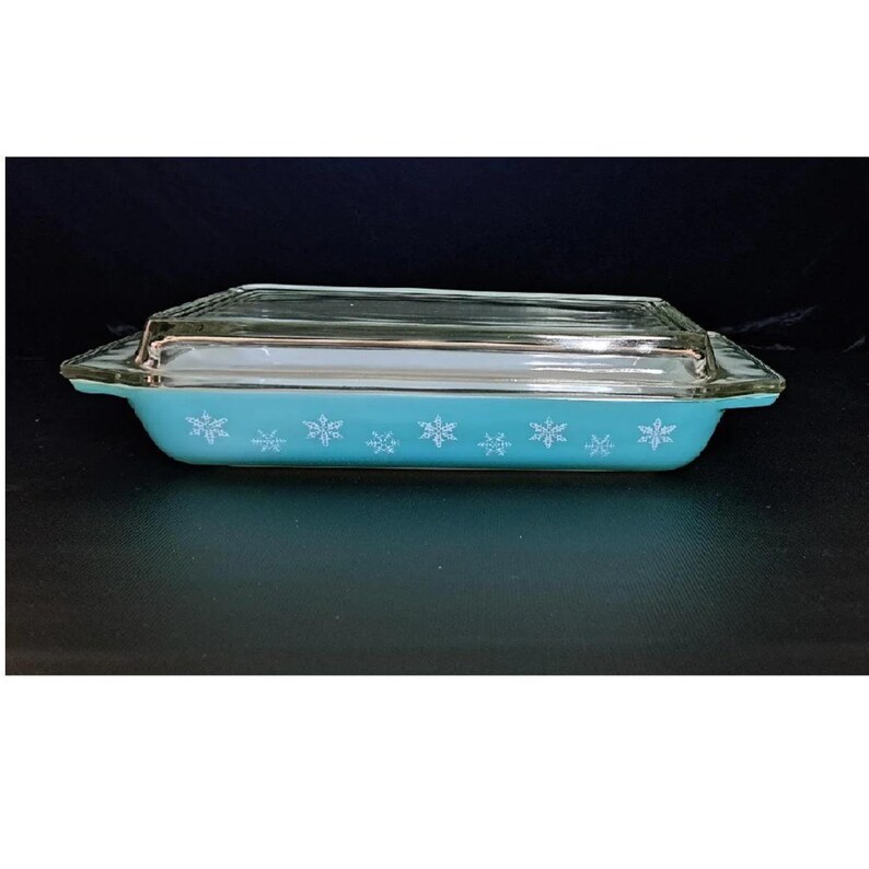 Vintage JAJ Pyrex Blue Snowflake Pattern Space Saver Rectangular Dish ...