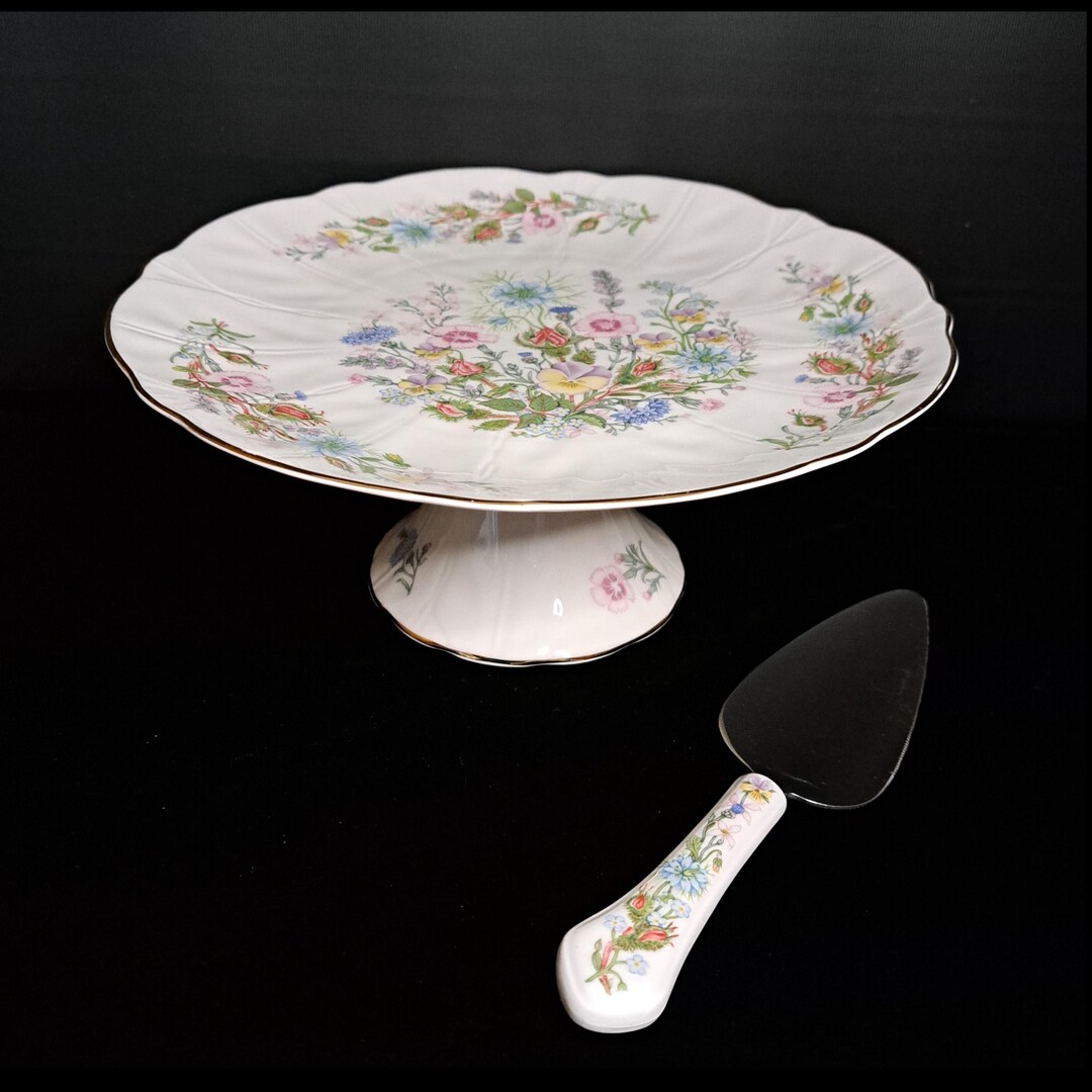 Aynsley Wild Tudor Pattern Pedestal Cake Stand and Server – Original ...