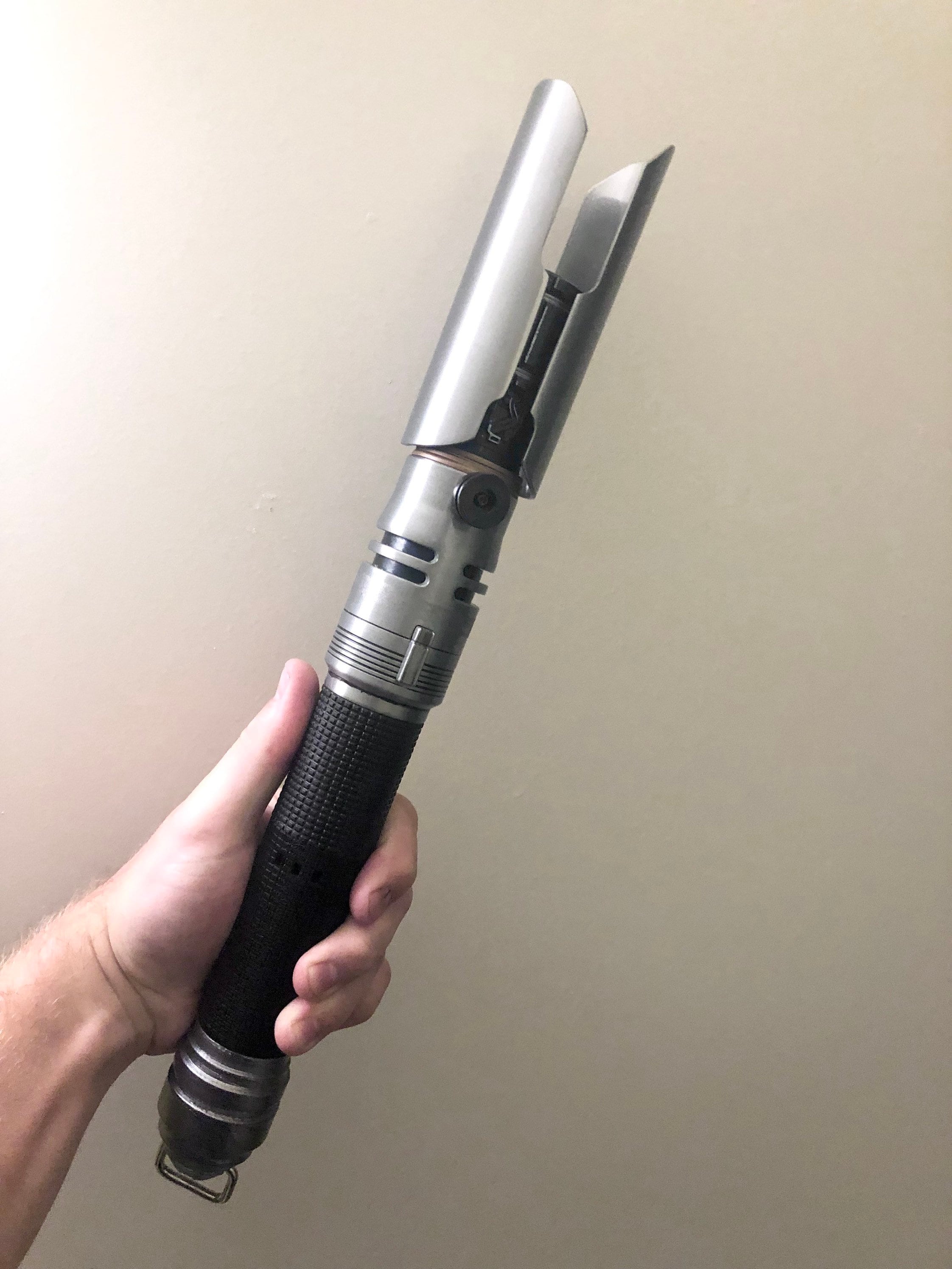 Star Wars Galaxy's Edge Cal Kestis Legacy Lightsaber - Jedi Survivor ...