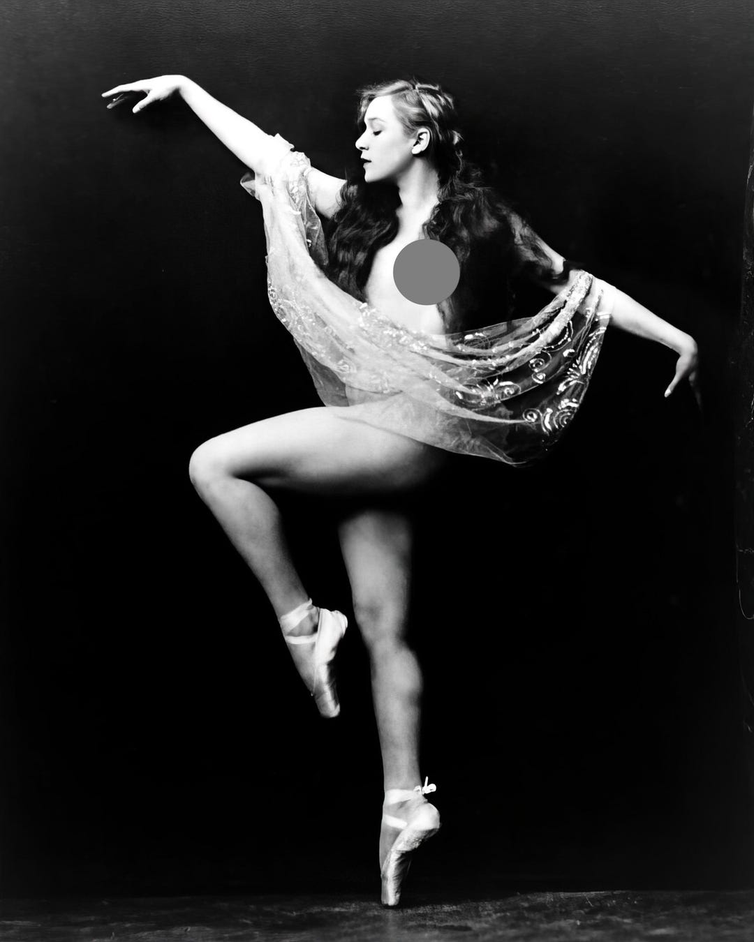 Caryl Bergman 1920s Era Ziegfeld Follies Showgirl 730 944 Black