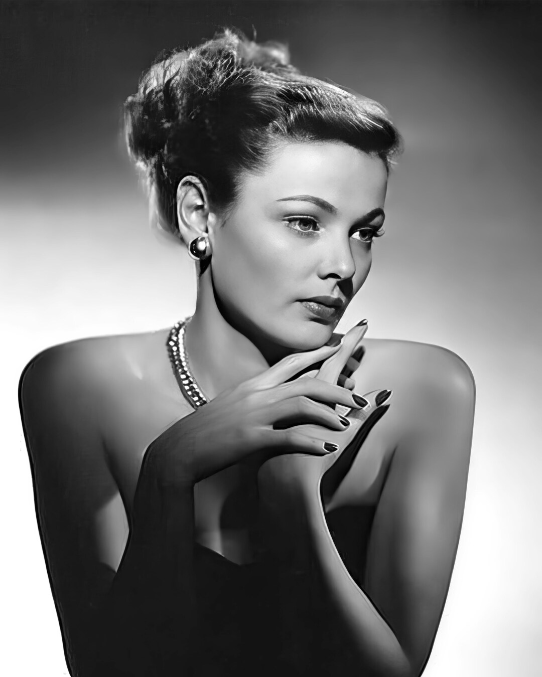 Gene Tierney Studio Portrait C. 1940's - Black & White, Multiple Sizes ...