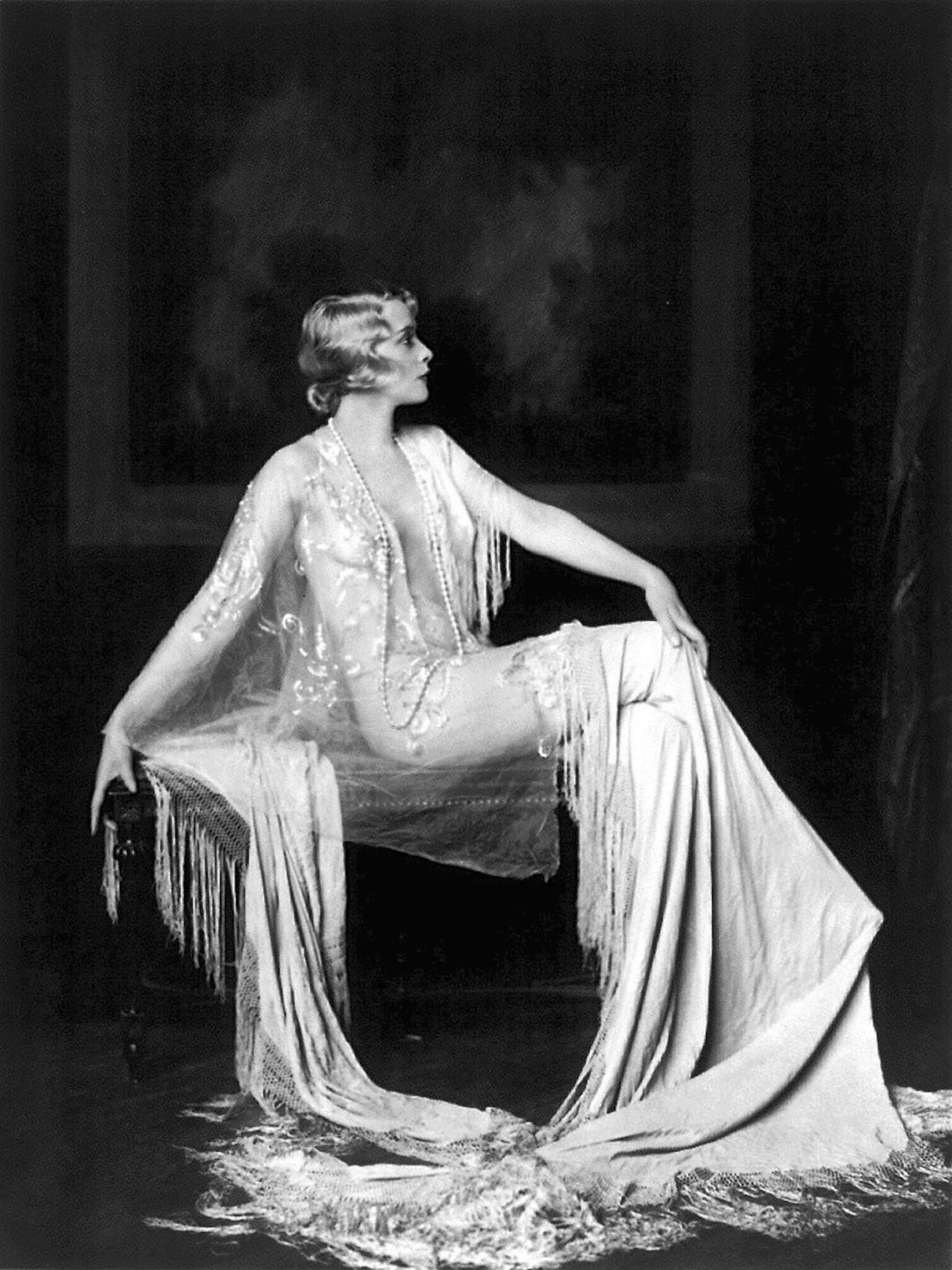 1920's Era Ziegfeld Follies Star Muriel Finlay-black and White Print ...