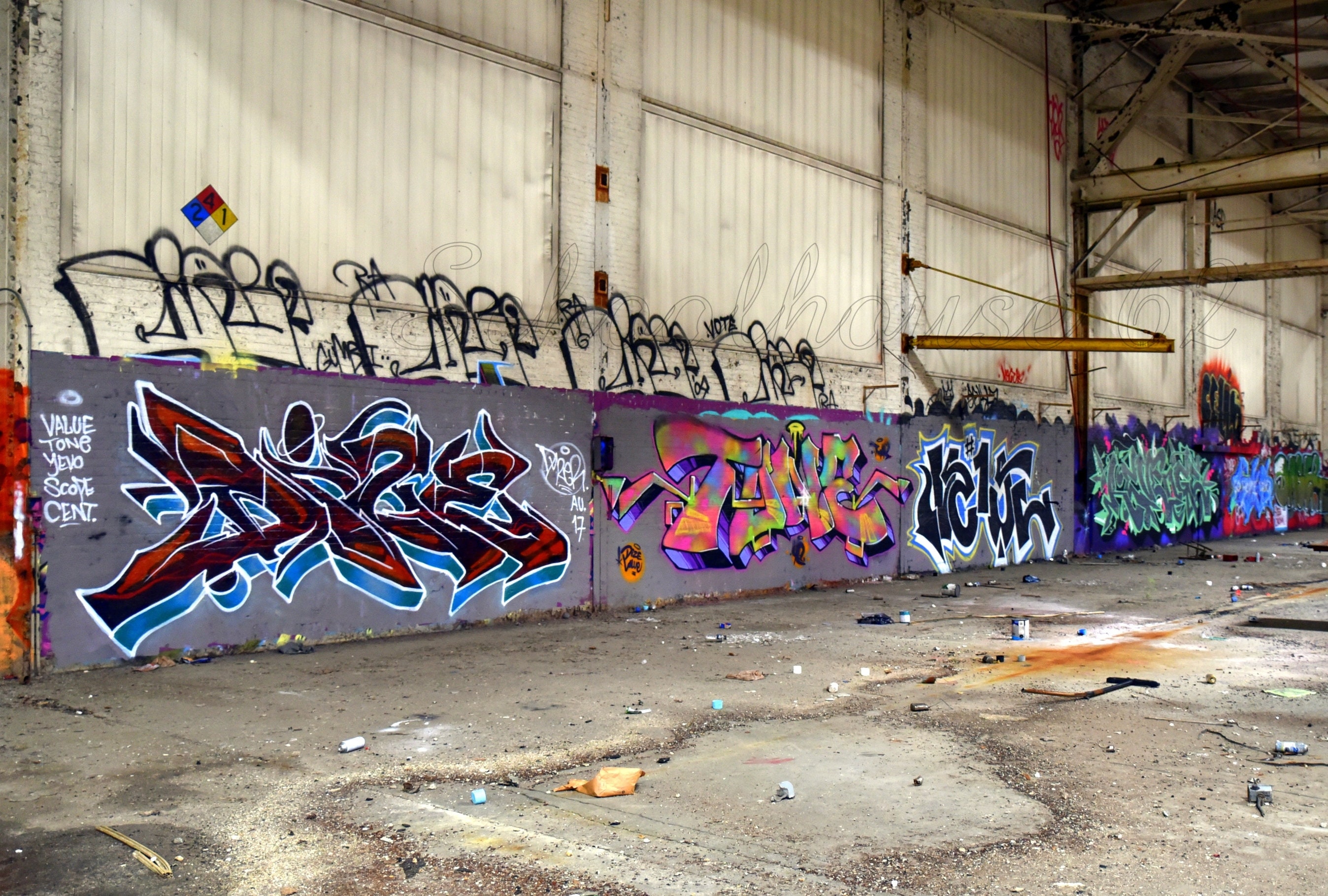 Graffiti as Art on Canvas, Graffiti Art Canvas, Graffiti on Canvas ...