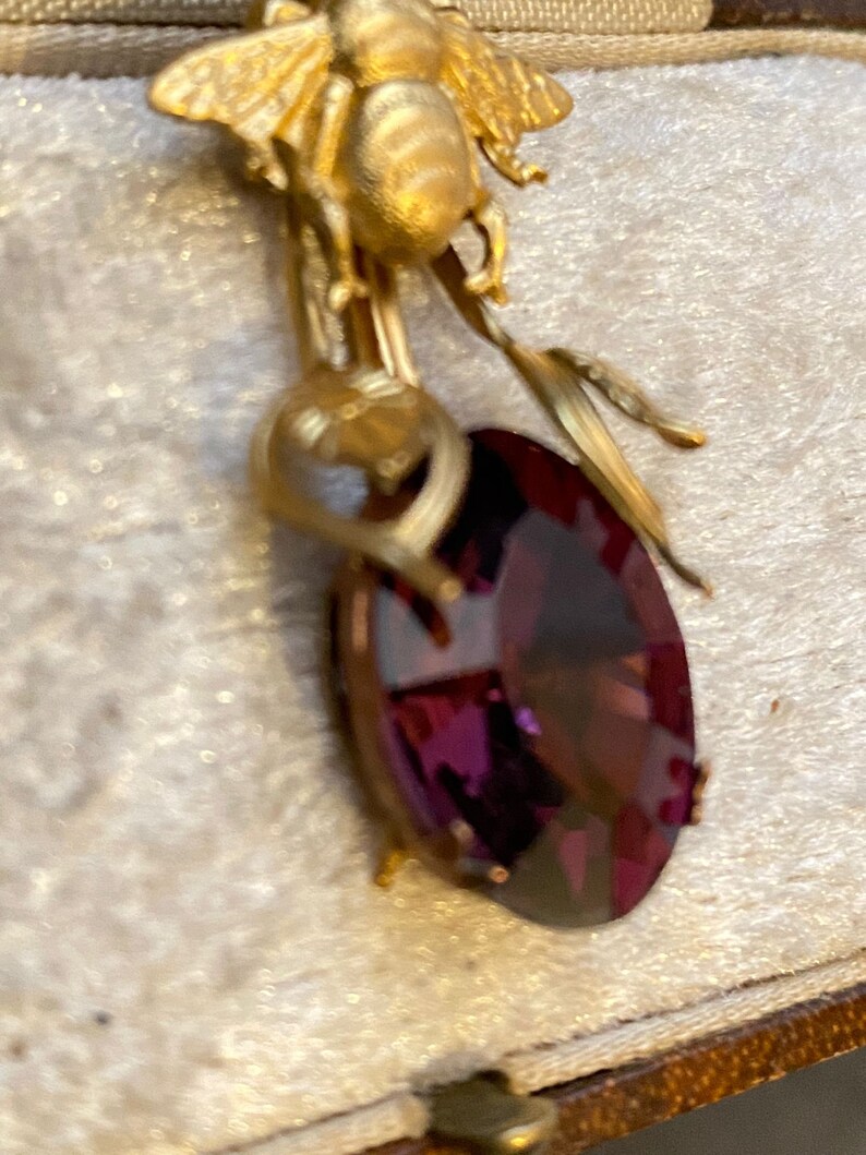 Vintage Swarovski Amethyst Purple Stylish Gold Bee Necklace and ...