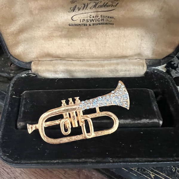 Trumpet Pin - Etsy