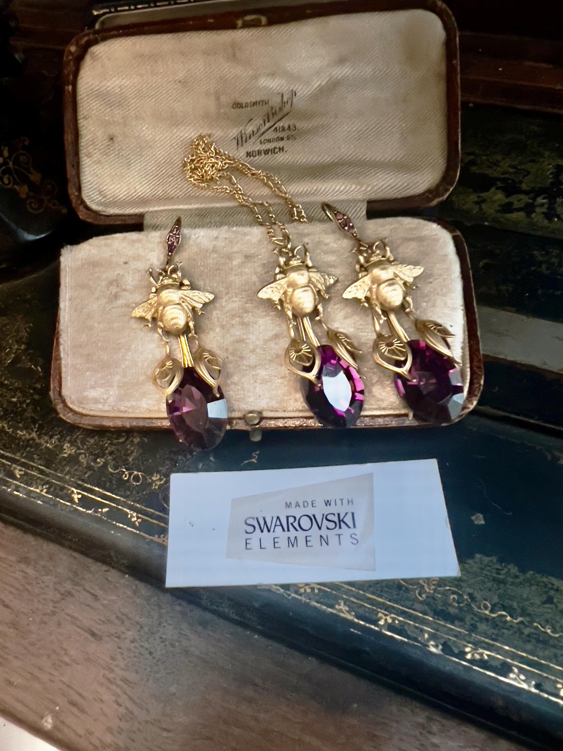 Vintage Swarovski Amethyst Purple Stylish Gold Bee Necklace and ...
