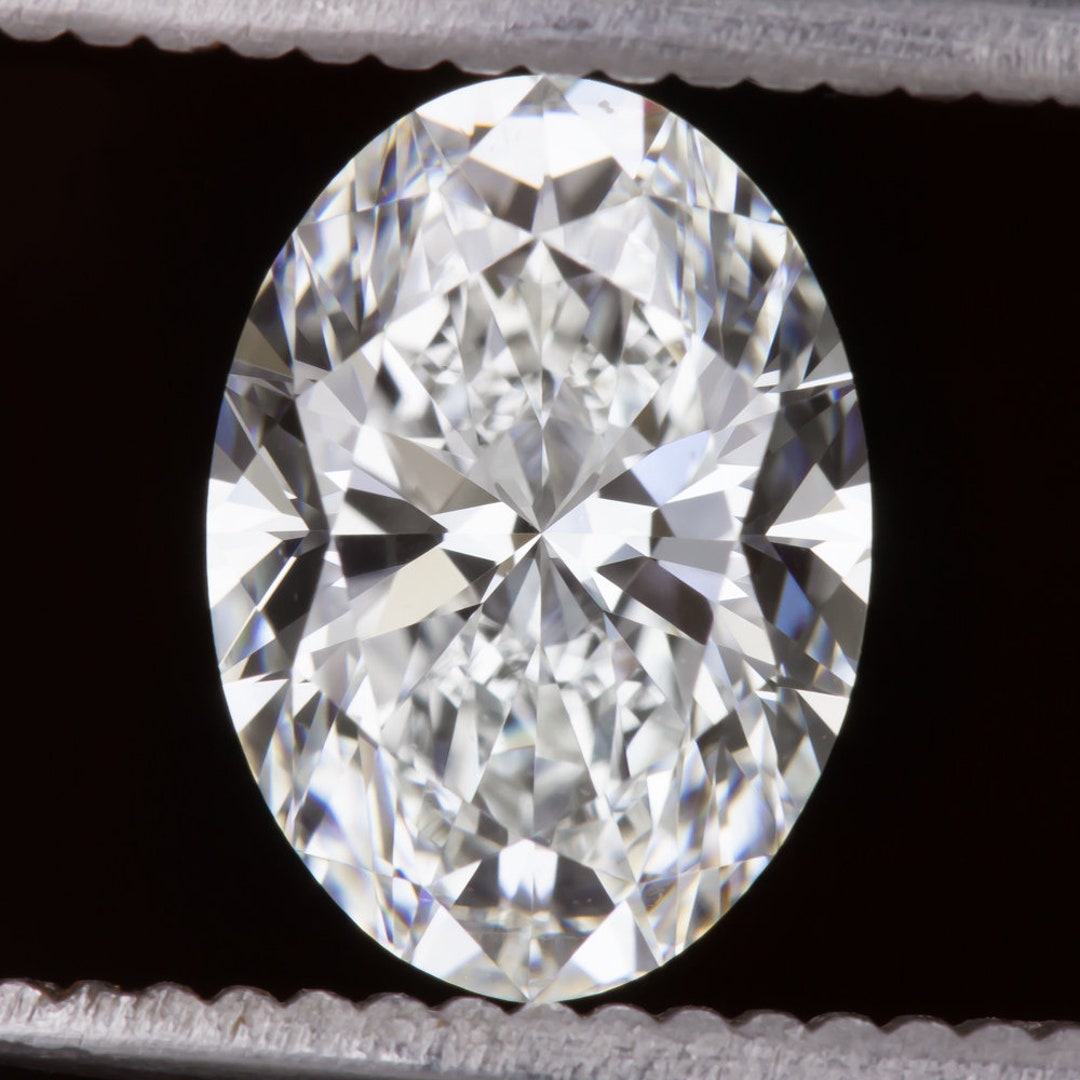 2 Carat Lab Created Diamond F Vs2 Igi Certified Oval Shape Cut Loose ...