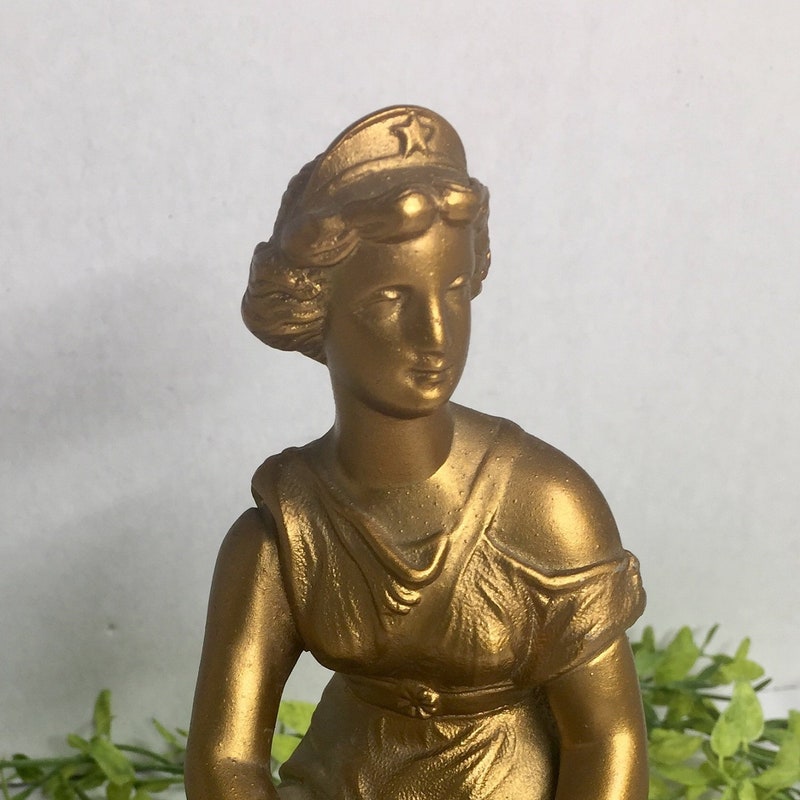 Shelf Statues - Etsy