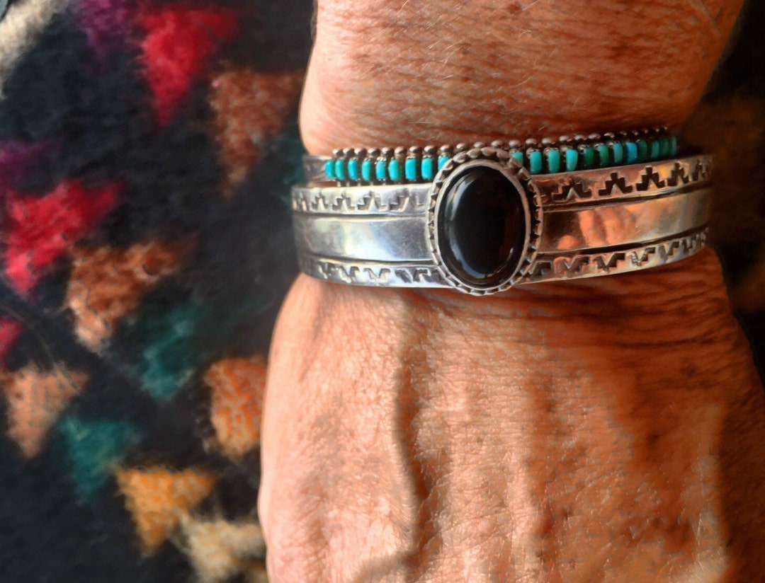 Black Onyx Navajo Cuff, Carol Hatathlie Navajo Cuff, Vintage Native ...