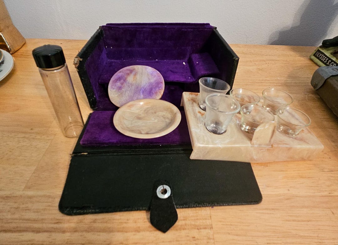 Vintage Portable Communion Set - Box Measures 6.5"x4"x3" - Etsy