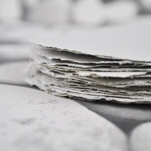 10-20 Sheets of Circle Handmade Paper - Roughly 11.5cm Diameter - Eco ...