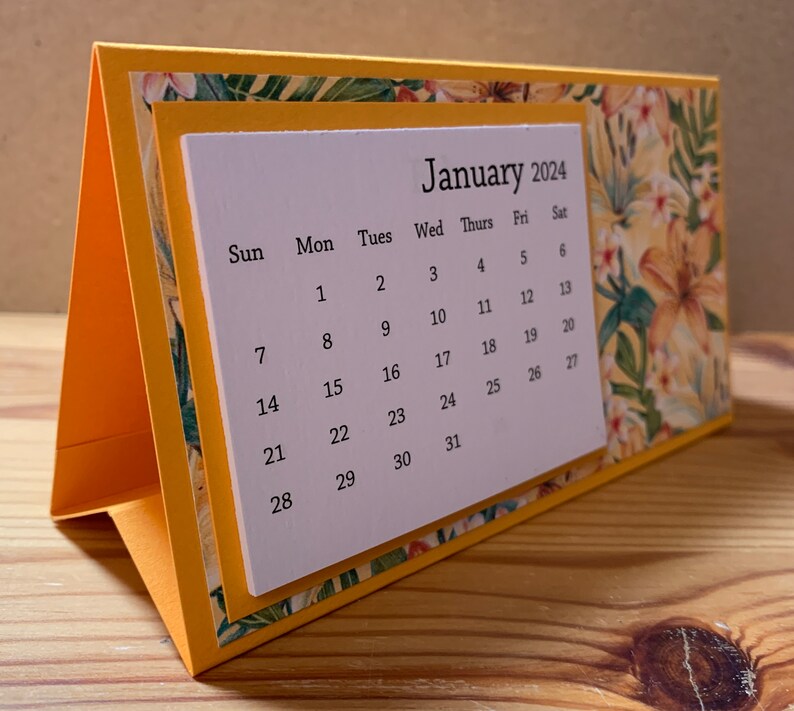 2026 Small Trifold Tabletop Desk Calendar, Teacher Gift, Coworker Gift ...