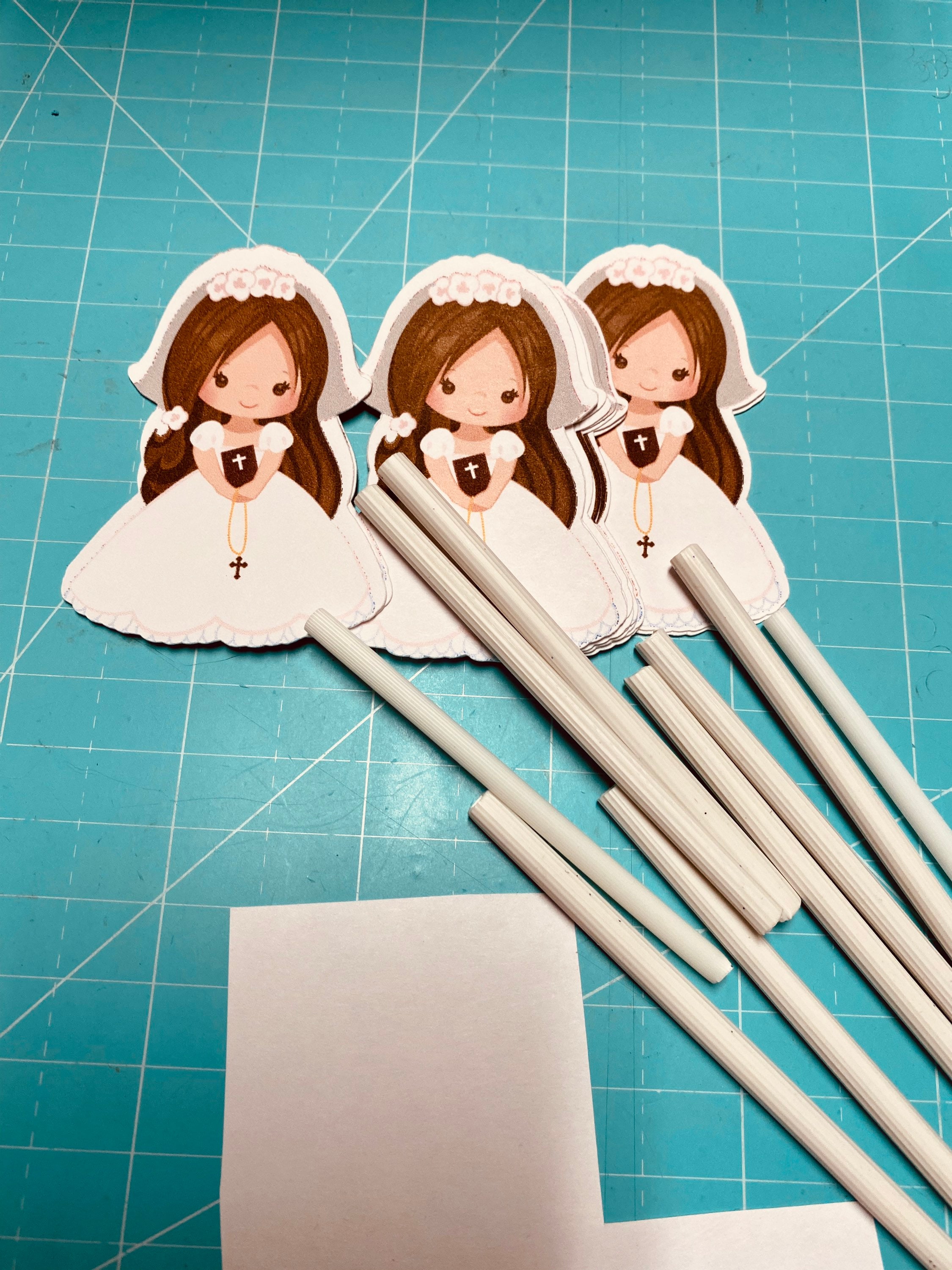 First Communion Cupcake Toppers, Girl Cutouts, Set of 12 - Etsy