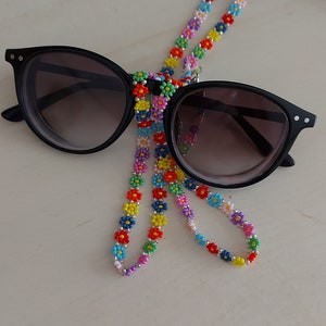 Daisy Flower Glasses Necklace, Eyeglass Chain, Sunglasses Lanyard ...