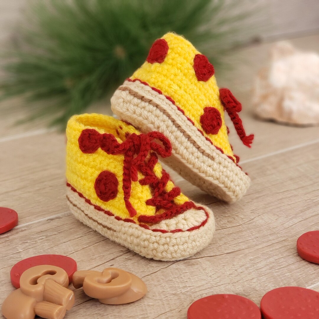 Pepperoni Pizza Lover, Newborn Booties, Pizza Gifts, Crochet Baby Shoes ...