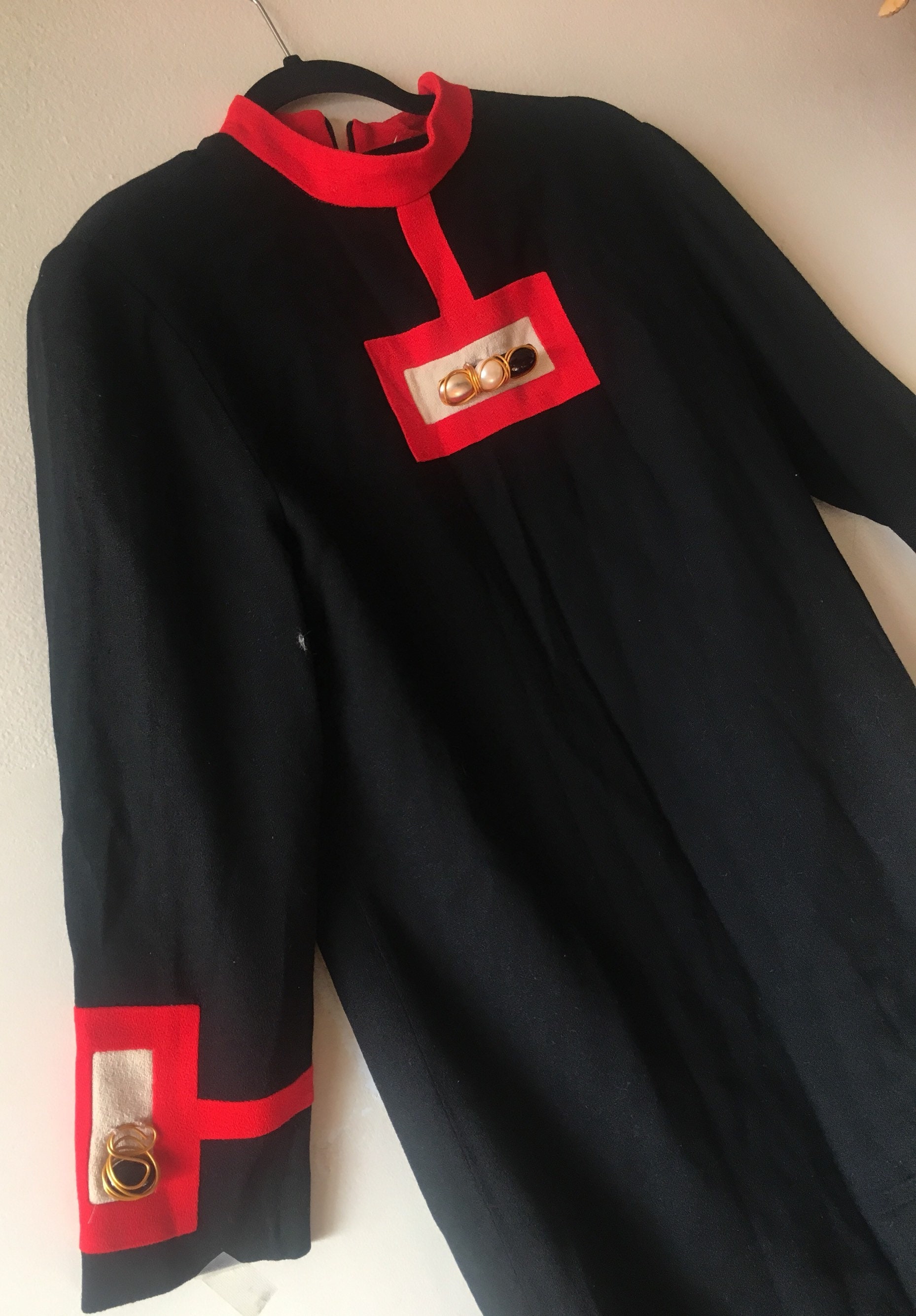 Vintage Steve Fabricant (60er Jahre Piere Cardin/Courreges Stil)schwarz ...