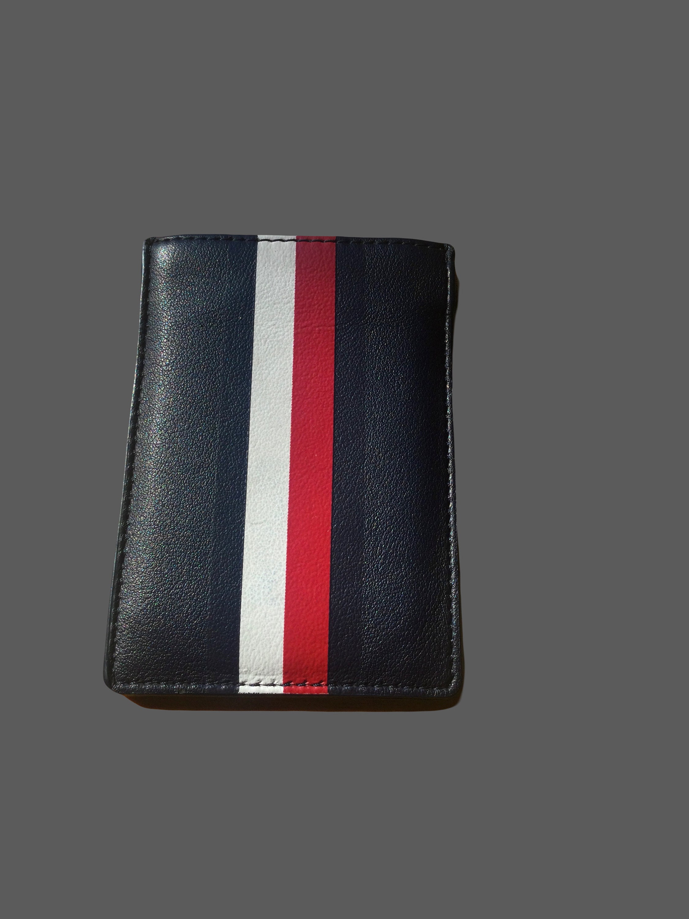 Tommy hilfiger wristlet wallet store