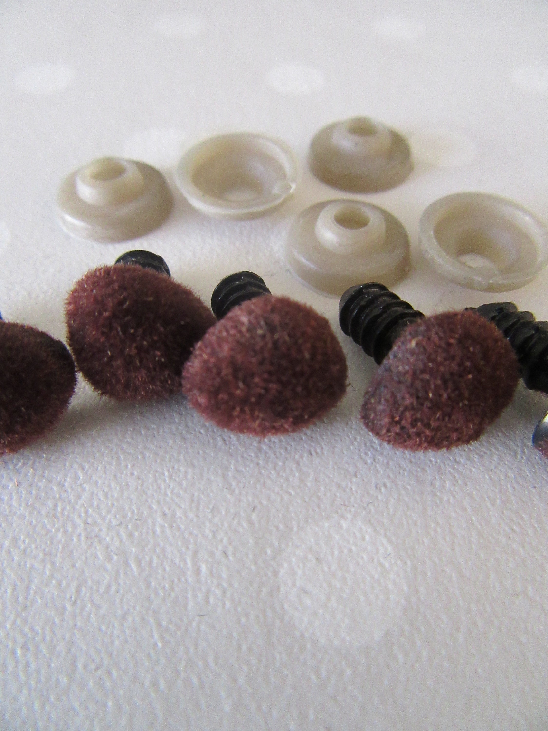 11x10mm Velvet Brown Triangle Nose, Nose Teddybear, Veiligheidsneus ...