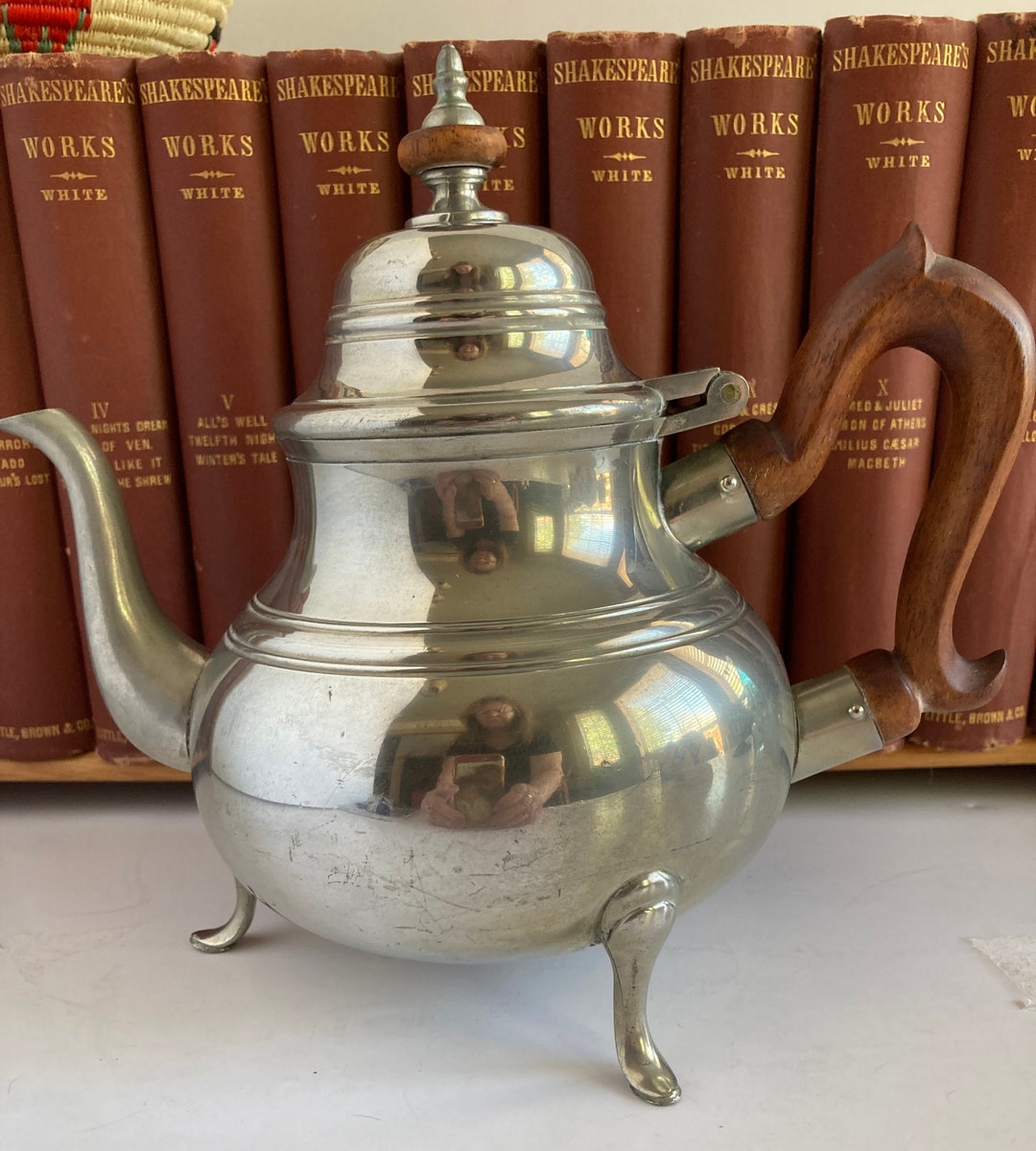 Vintage Steif Colonial Williamsburg Pewter Teapot With Wooden Handle 7. ...