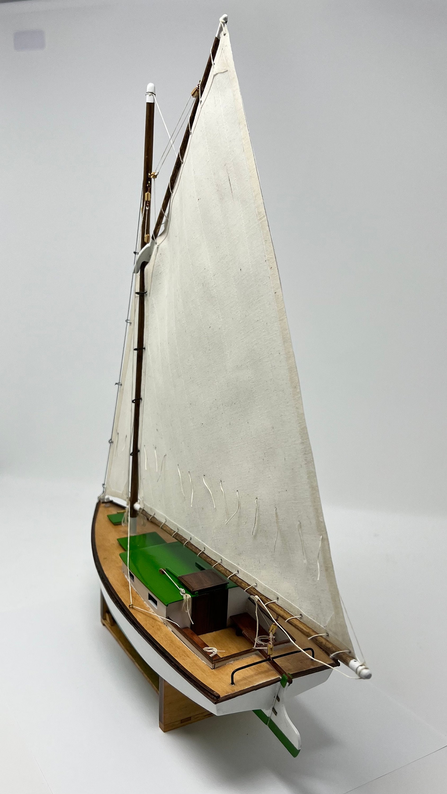 Chesapeake Bay Flattie Wooden Apprentice Skill Level 1 Model Ship Kit 1 ...