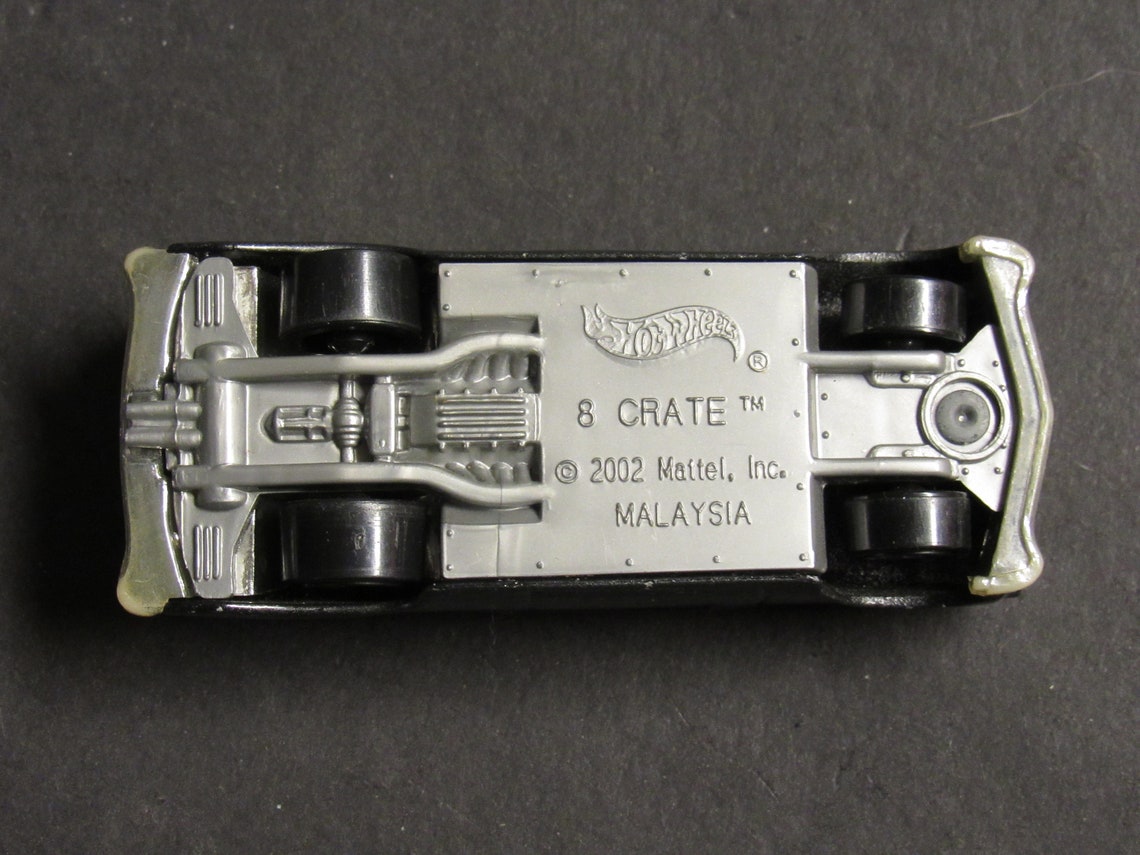 Amazing Hot Wheels 8 Crate 2002 Gallery
