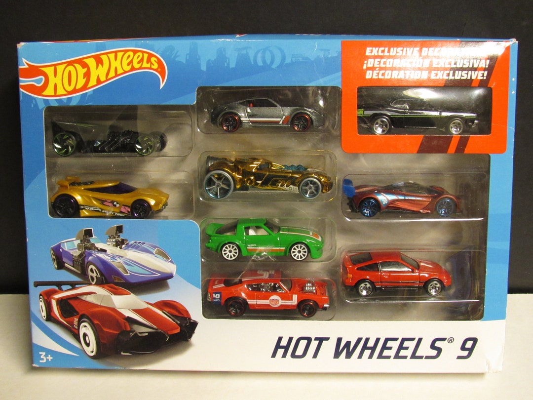 Collectible Hot Wheels 9 Car Presentation Pack W/ 1970 Dodge 340 ...