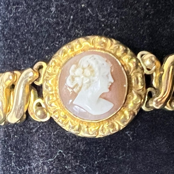 Vintage DFB Company Carmen Gold Tone Expandable Cameo… - Gem