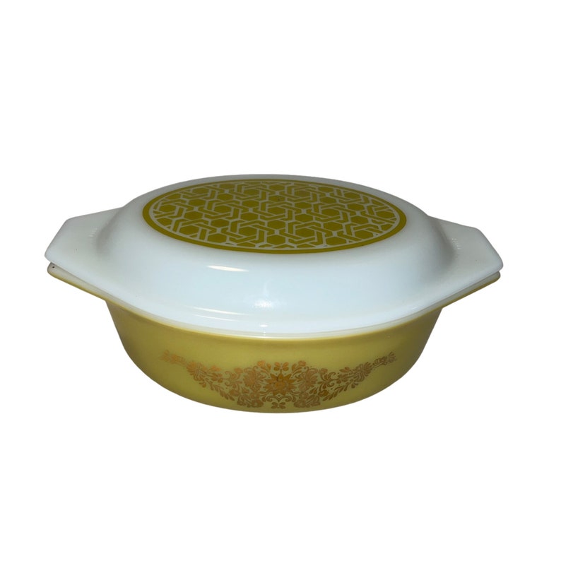 Vintage Pyrex Wicker 1.5 Quart Oval Covered Casserole - Etsy