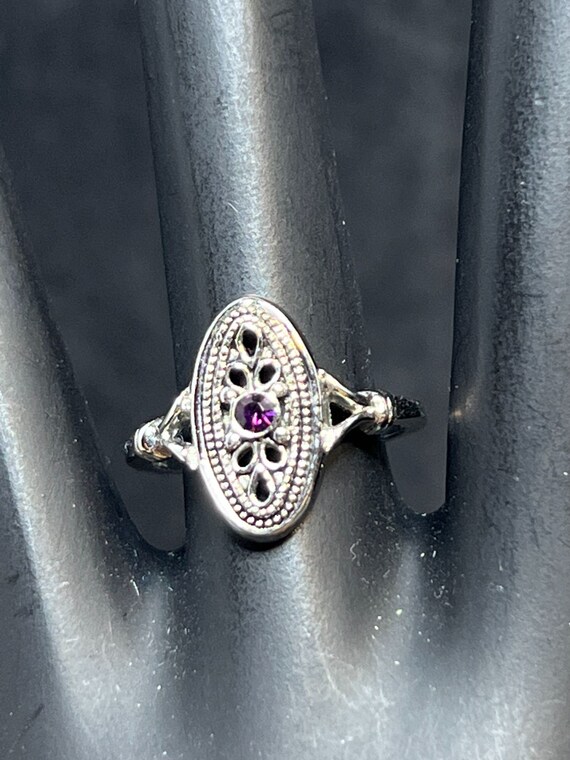 Avon oval silver tone - Gem