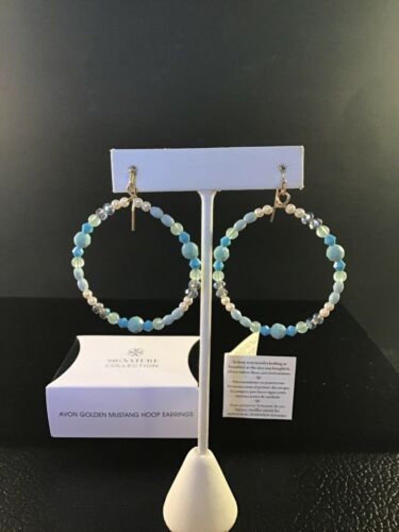 Avon Signature Collection Golden Mustang Hoop Earrings 1601 - Etsy