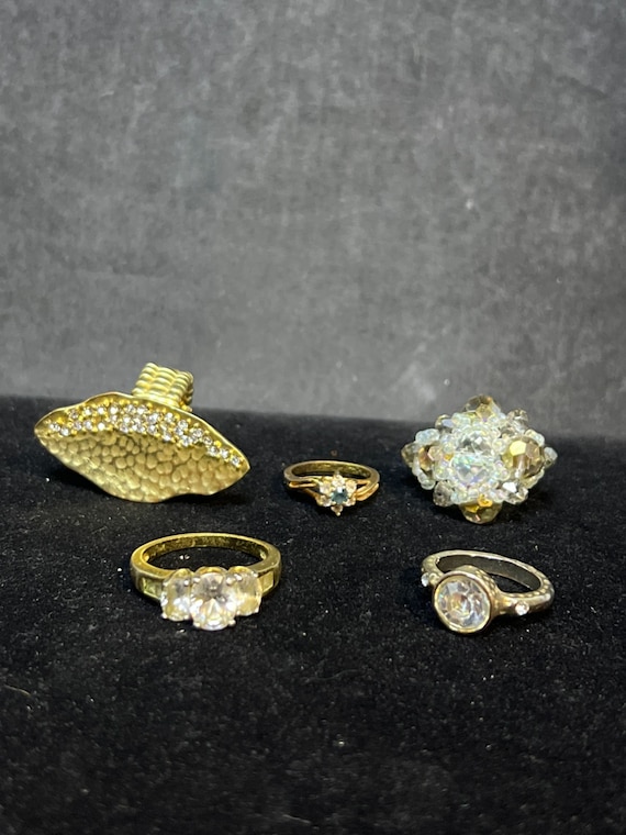 5 rings of costume - Gem