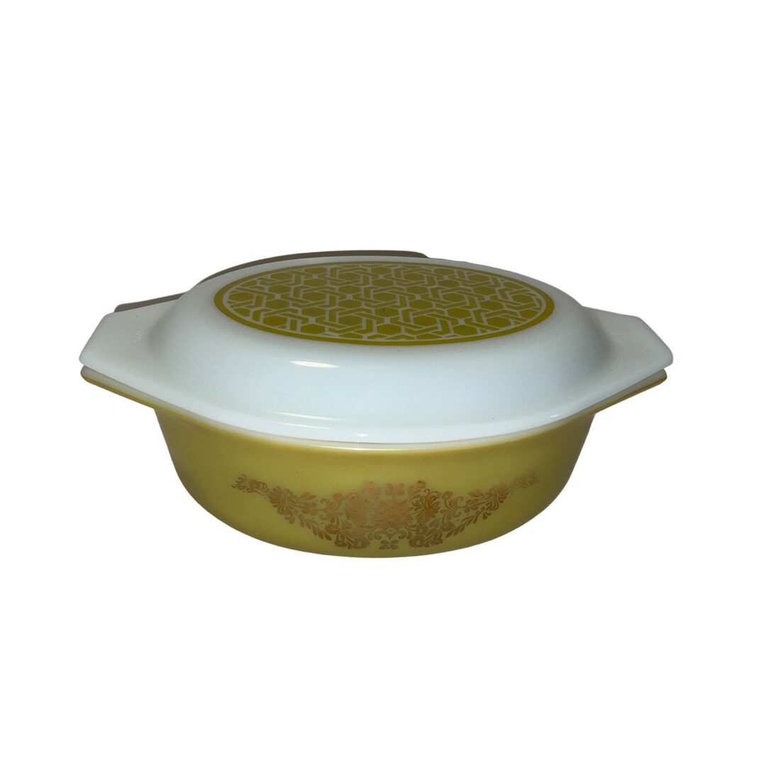 Vintage Pyrex Wicker 1.5 Quart Oval Covered Casserole - Etsy