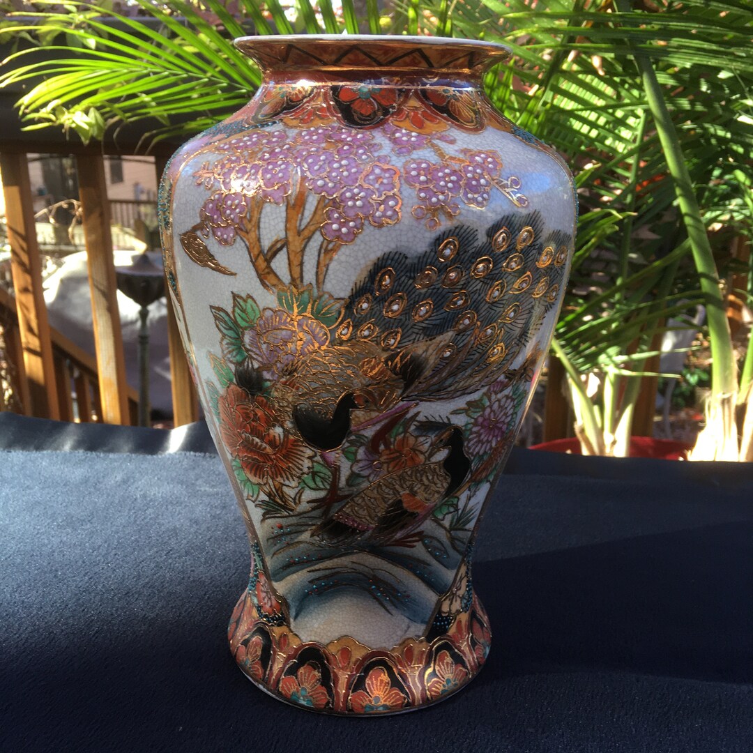 Very Beautiful Japanese Vase. Vintage. Home and Living Decor ...