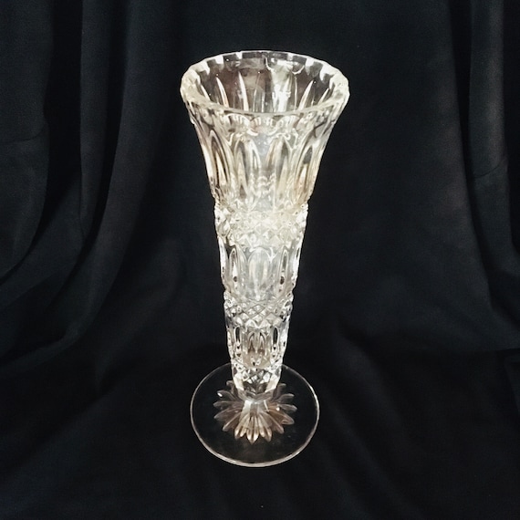 Crystal Cut Glass Flower Vase. Beautiful Pattern Design. Home - Etsy